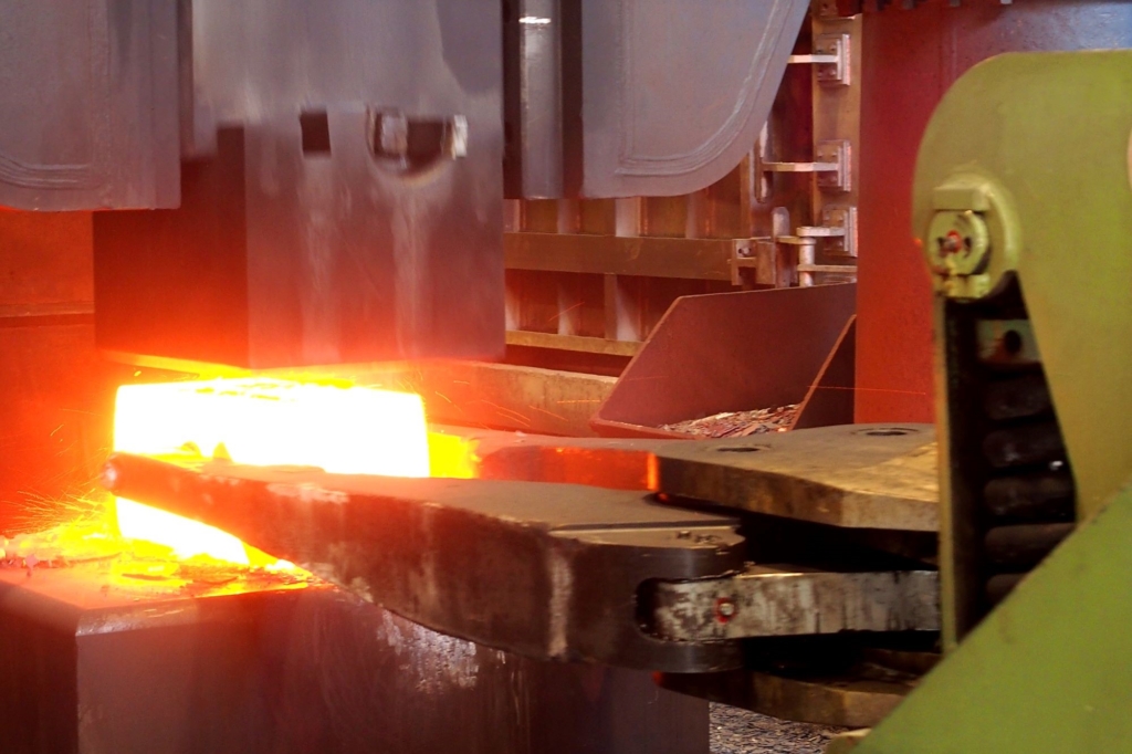 Forging on the steam hammer - Karl Diederichs GmbH & Co. KG